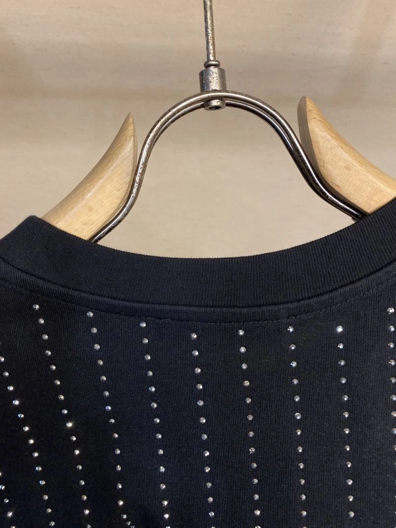 Value-priced Louis Vuitton T-Shirts