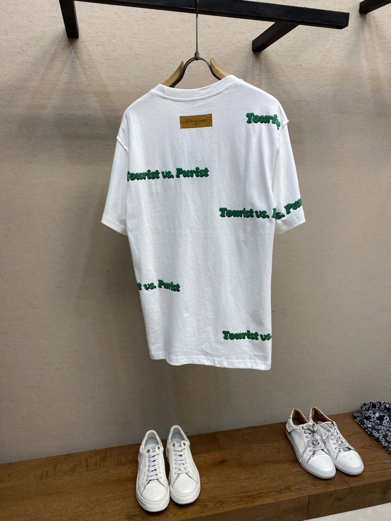 Indistinguishable Louis Vuitton T-Shirts