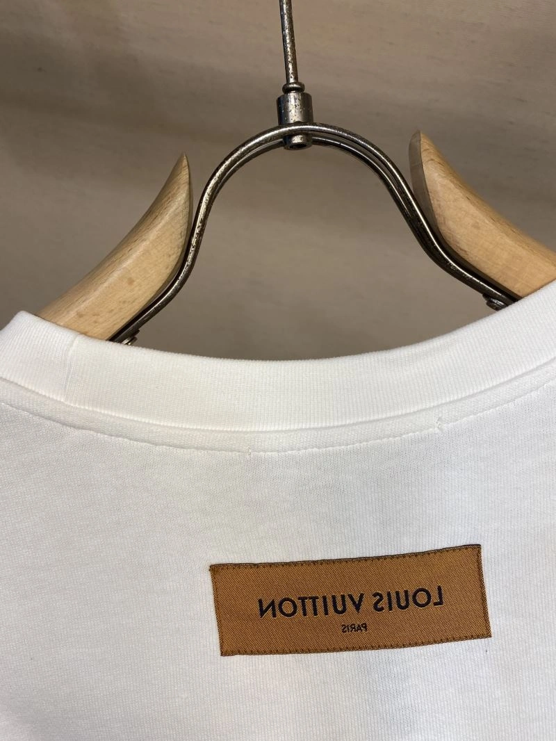 Indistinguishable Louis Vuitton T-Shirts