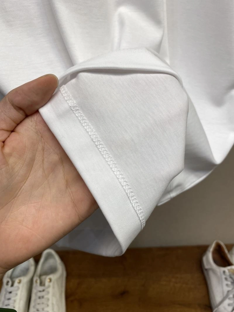 Precise copy Louis Vuitton T-Shirts