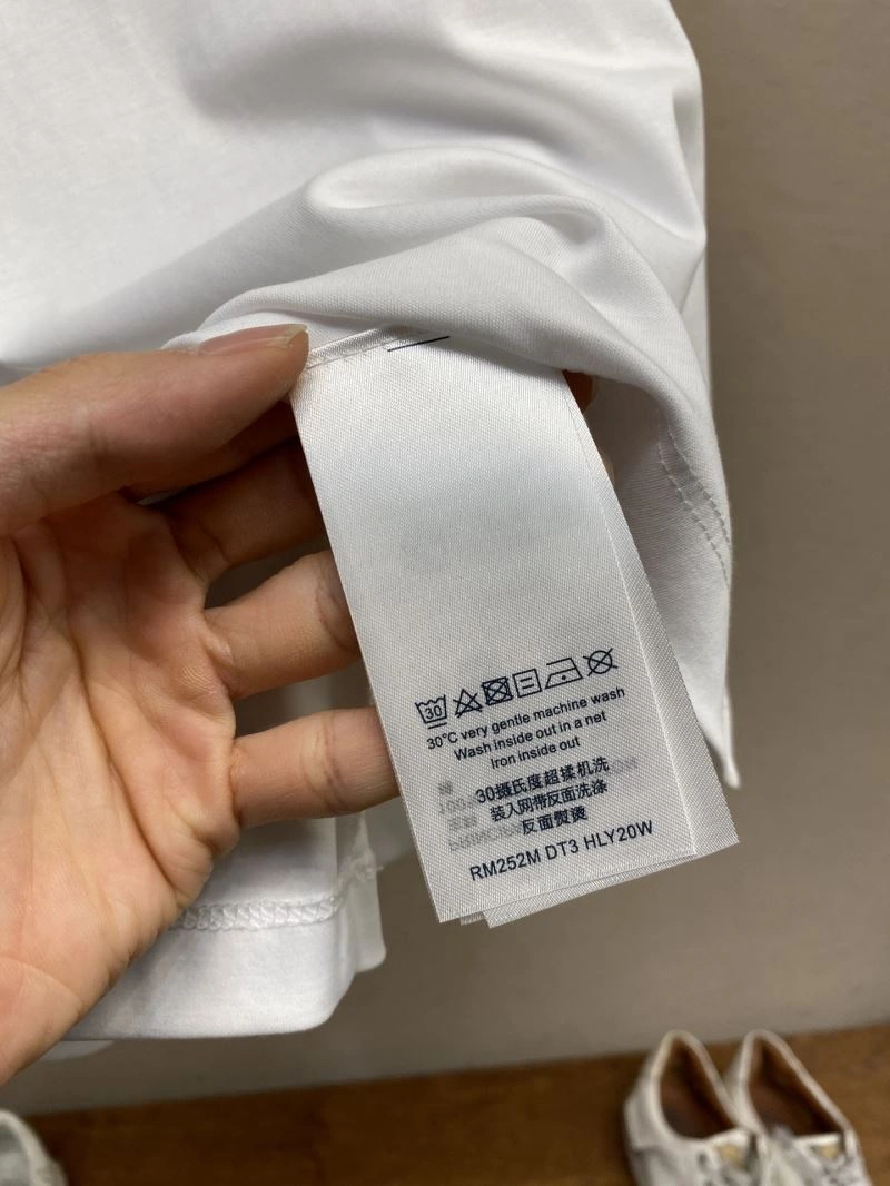 Precise copy Louis Vuitton T-Shirts