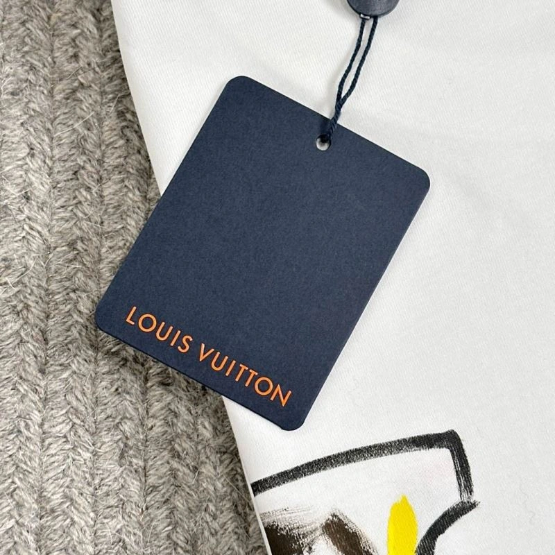 1:1 copy Louis Vuitton T-Shirts