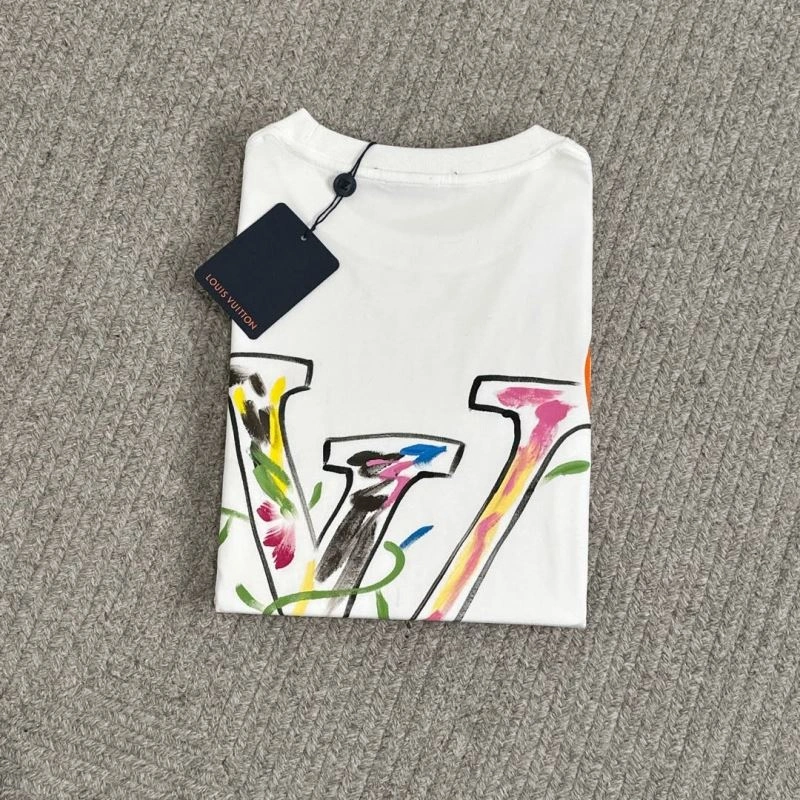 1:1 copy Louis Vuitton T-Shirts