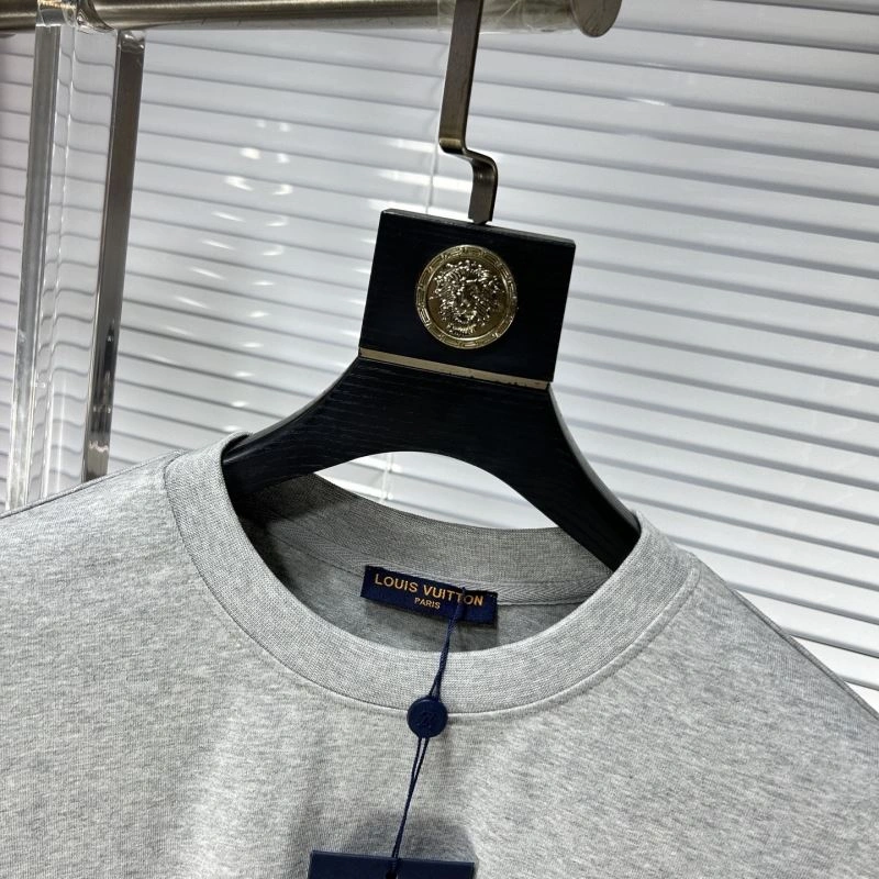 1:1 copy Louis Vuitton T-Shirts