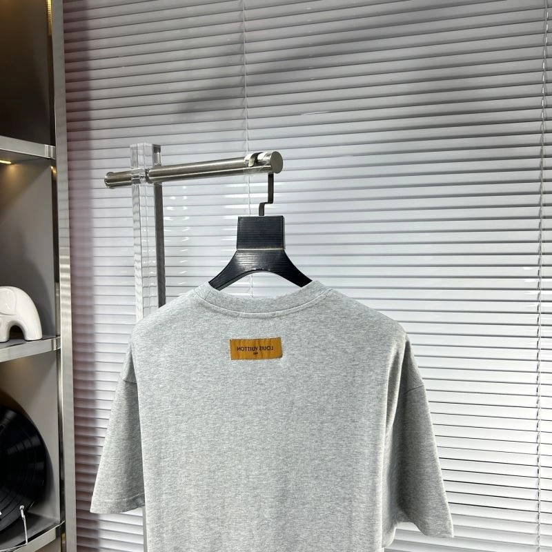 1:1 copy Louis Vuitton T-Shirts