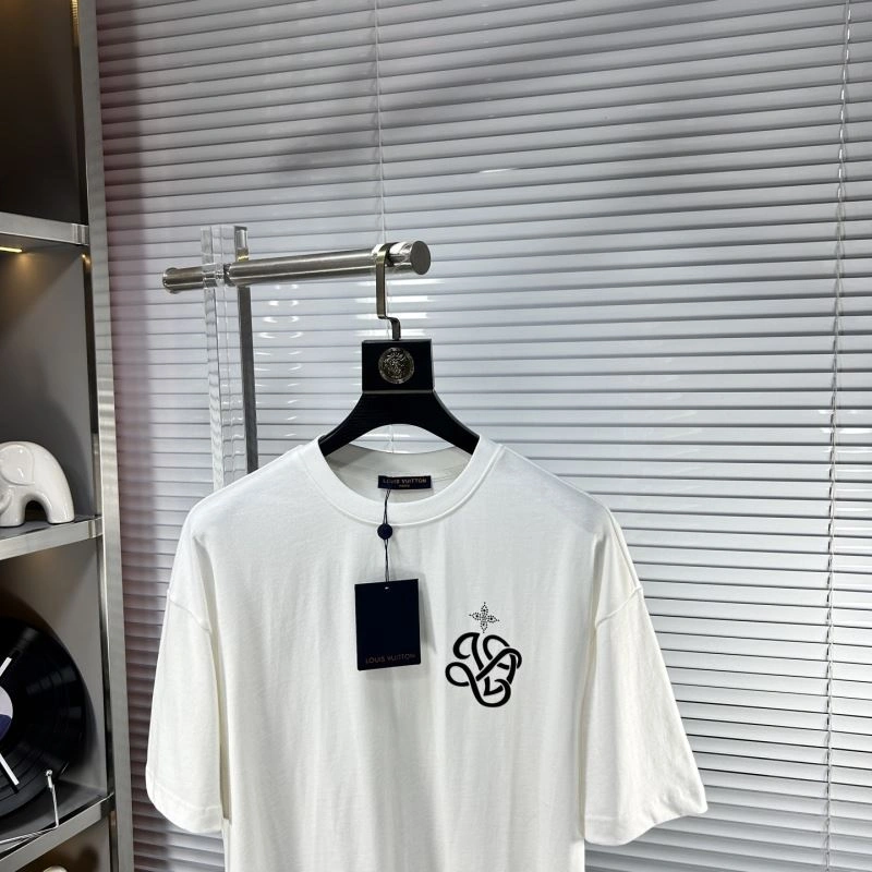 Low-cost Louis Vuitton T-Shirts