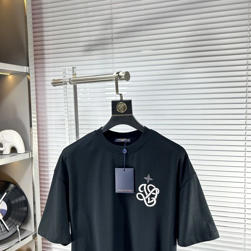 Factory-made Louis Vuitton T-Shirts