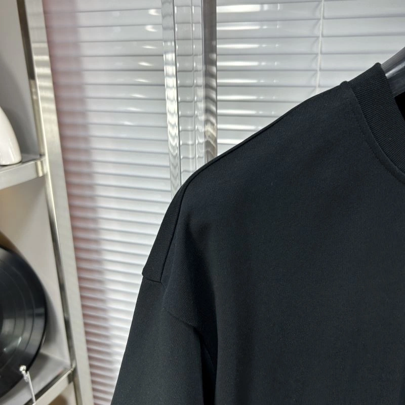 Factory-made Louis Vuitton T-Shirts