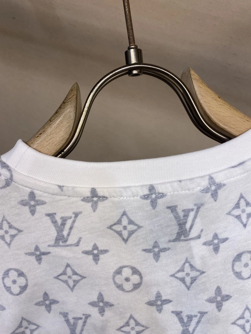 High accuracy Louis Vuitton T-Shirts