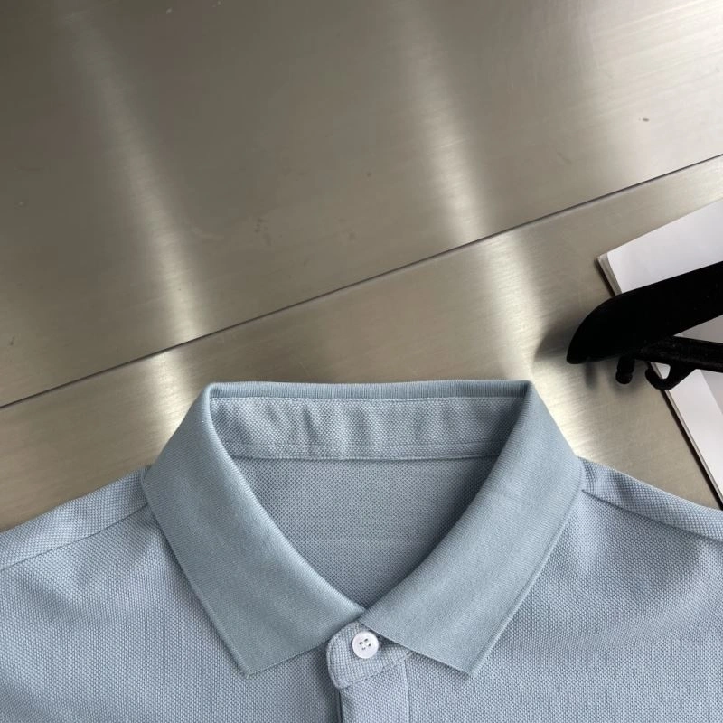 Exact replica Louis Vuitton T-Shirts
