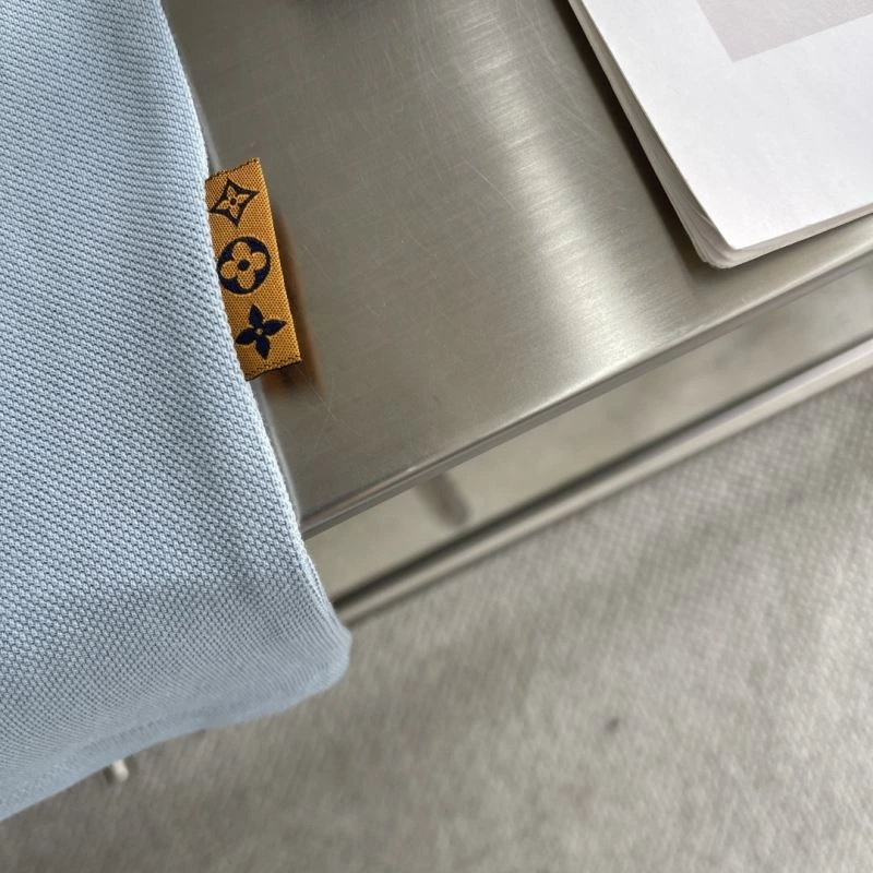 Exact replica Louis Vuitton T-Shirts