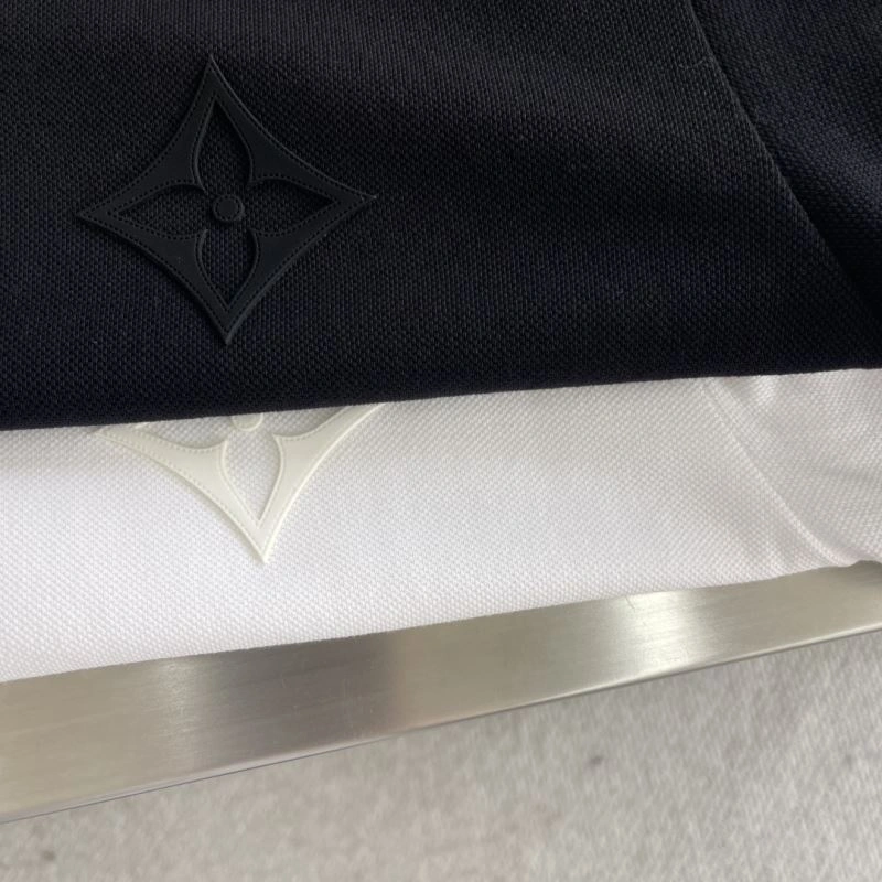 High fidelity Louis Vuitton T-Shirts