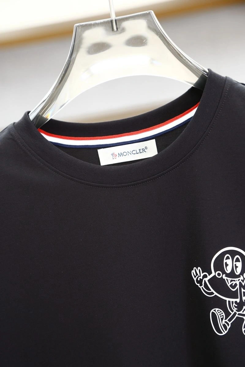 Exact replica Louis Vuitton T-Shirts