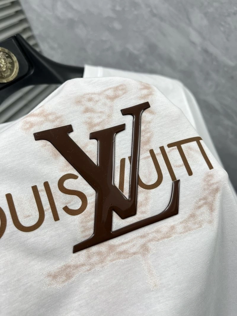 Low-cost Louis Vuitton T-Shirts
