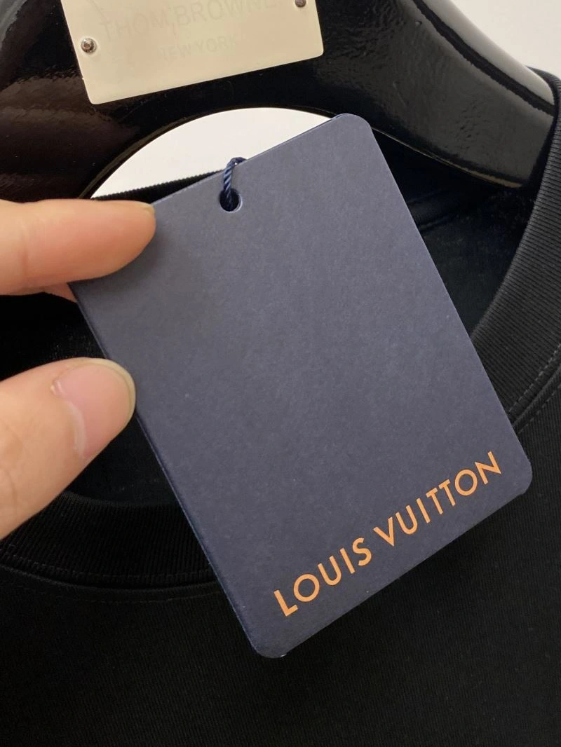 Factory-made Louis Vuitton T-Shirts