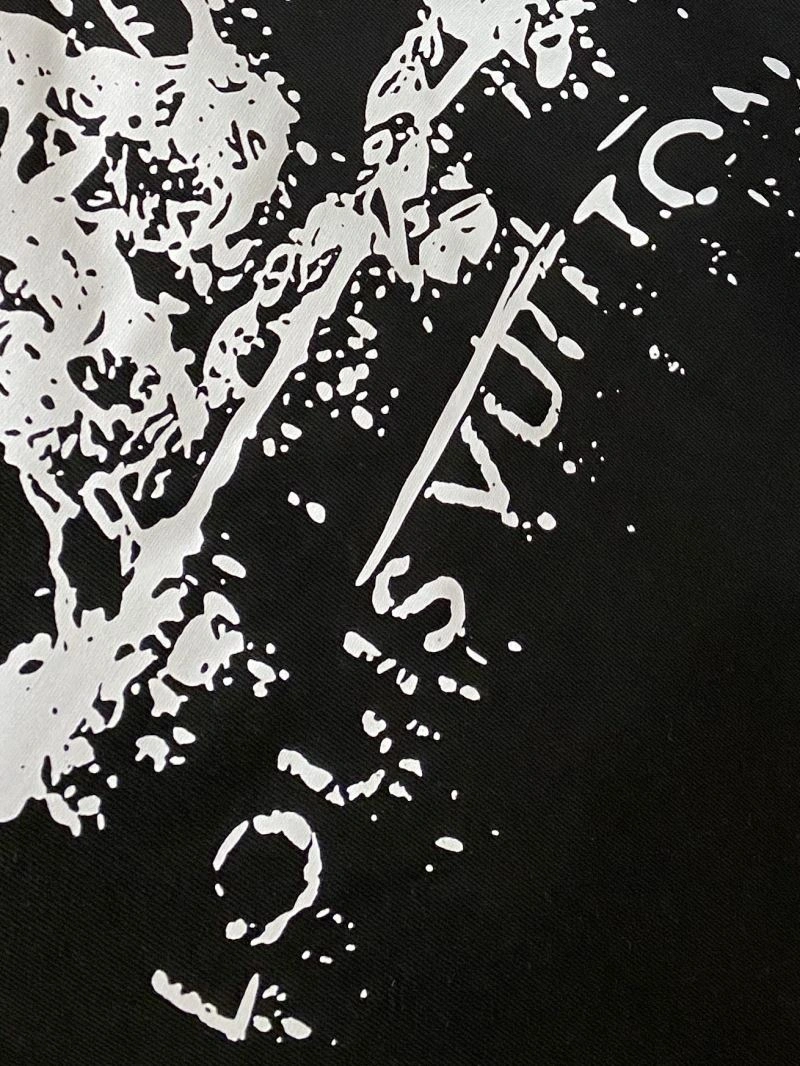 Factory-made Louis Vuitton T-Shirts