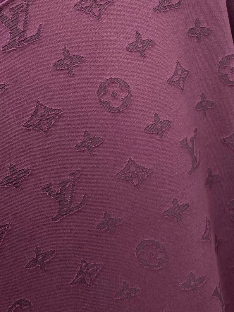 Indistinguishable Louis Vuitton T-Shirts