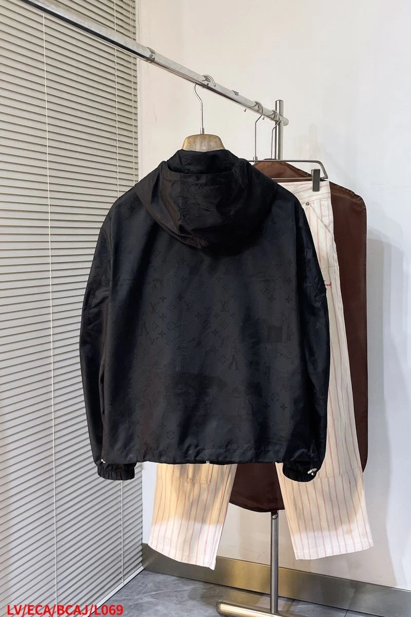 Reasonably priced Louis Vuitton T-Shirts