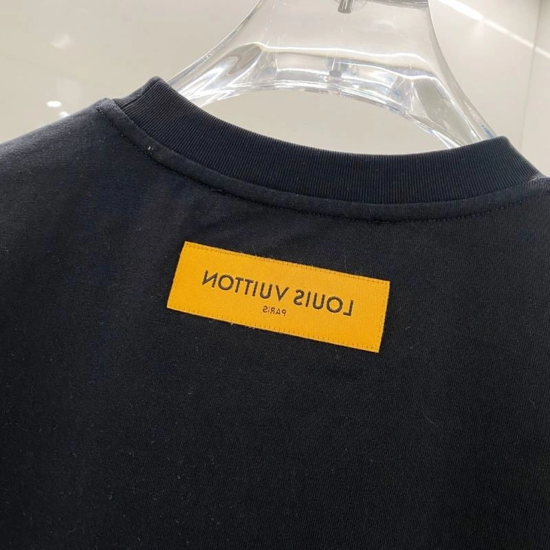 Precise copy Louis Vuitton T-Shirts