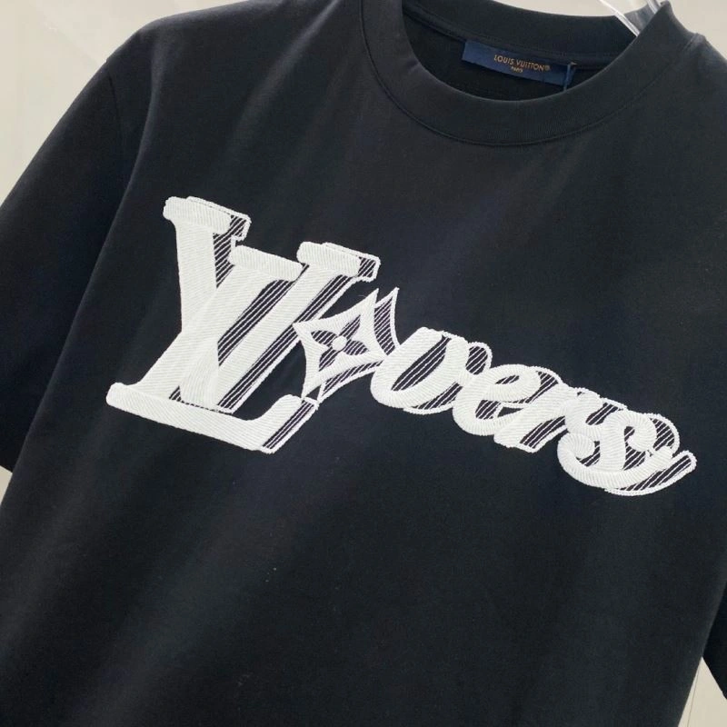 Precise copy Louis Vuitton T-Shirts