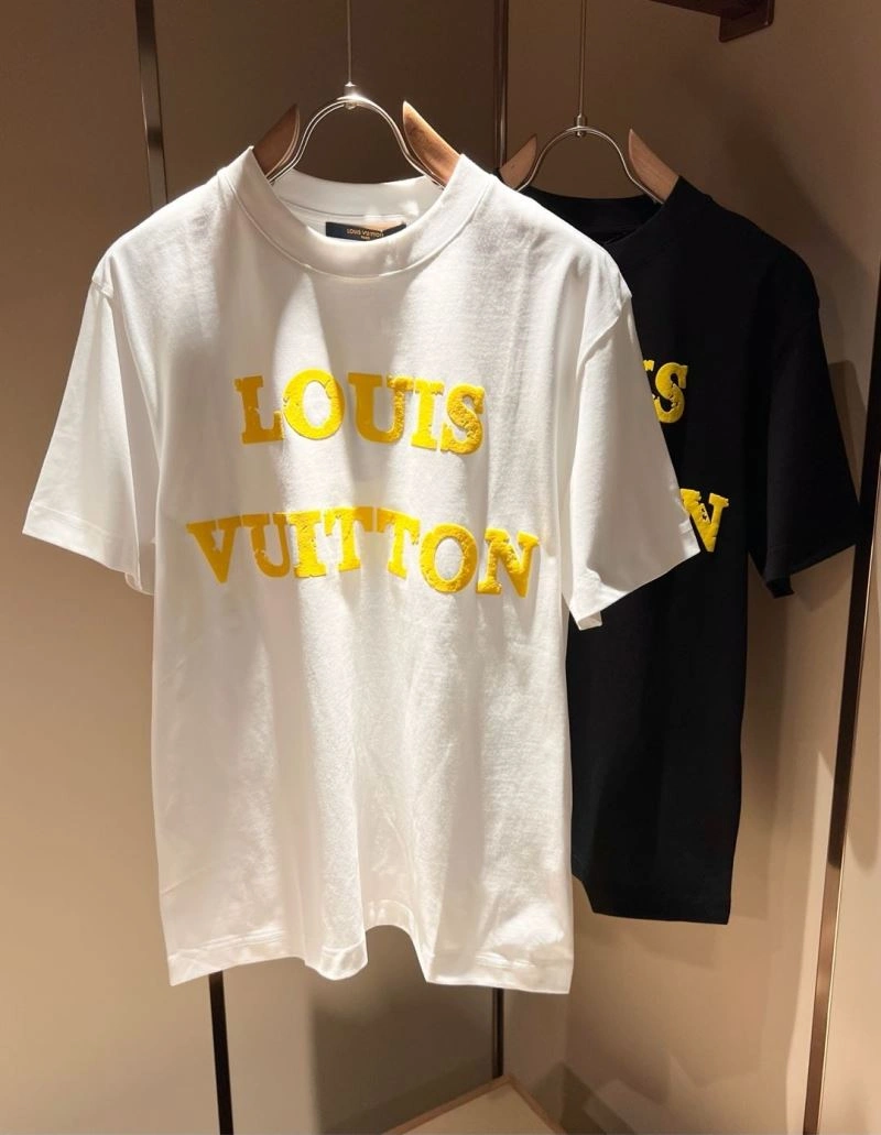 Real Louis Vuitton T-Shirts