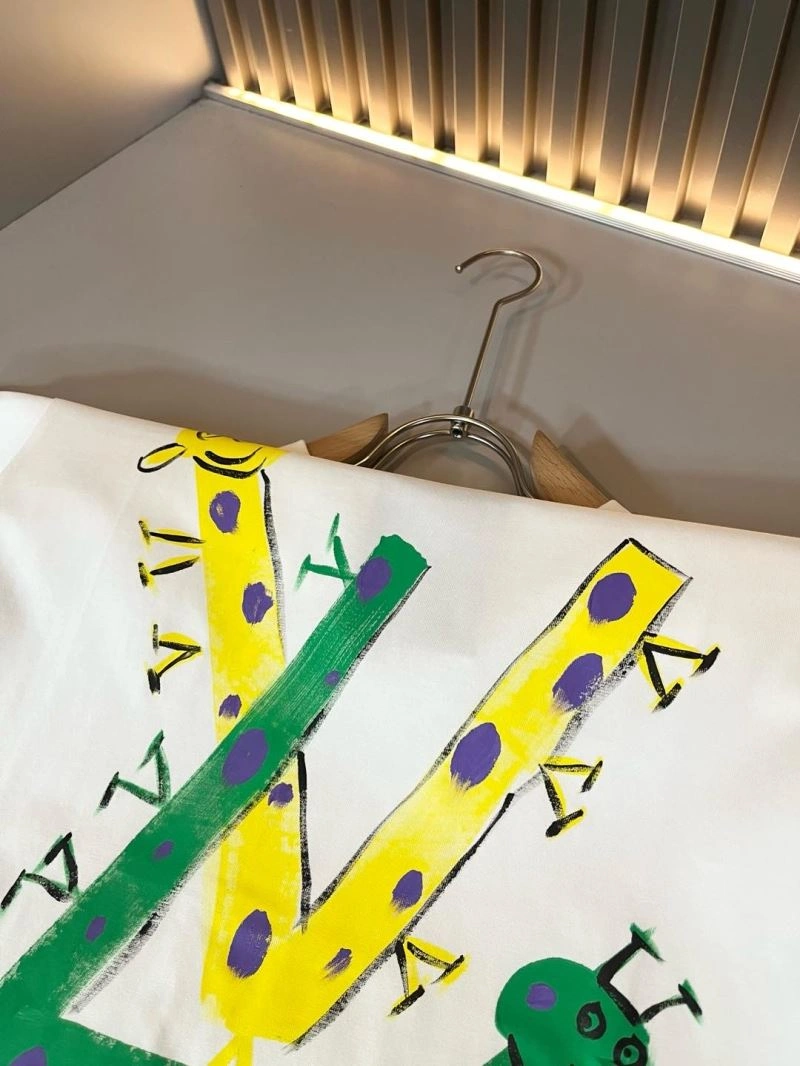 Cut-rate Louis Vuitton T-Shirts