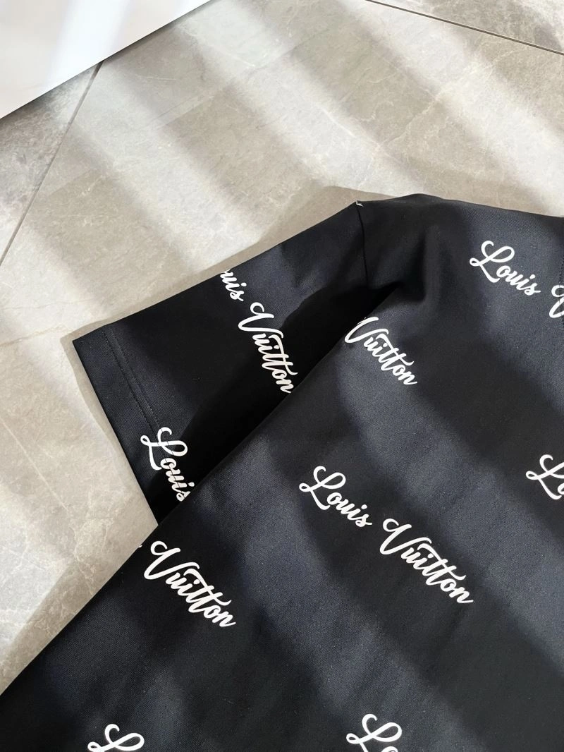 Discounted Louis Vuitton T-Shirts