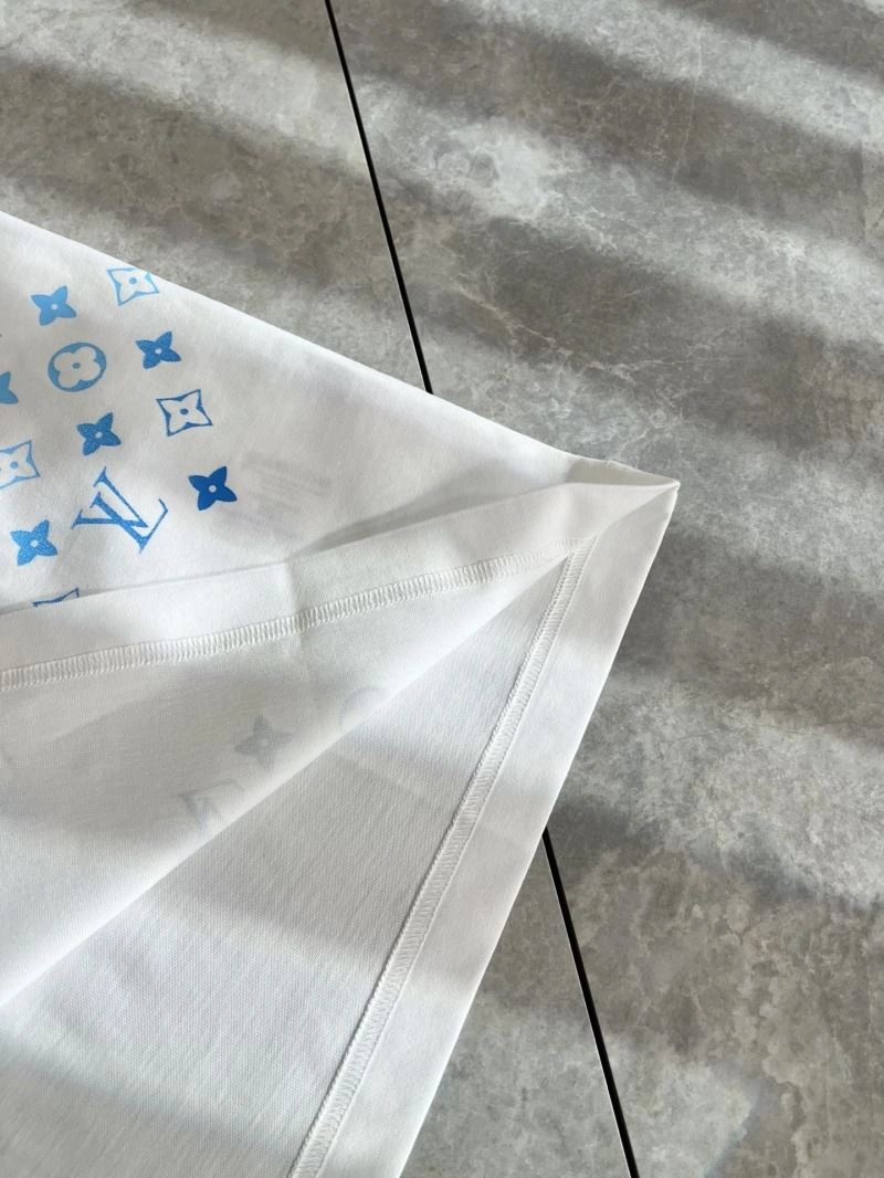 Inexpensive Louis Vuitton T-Shirts