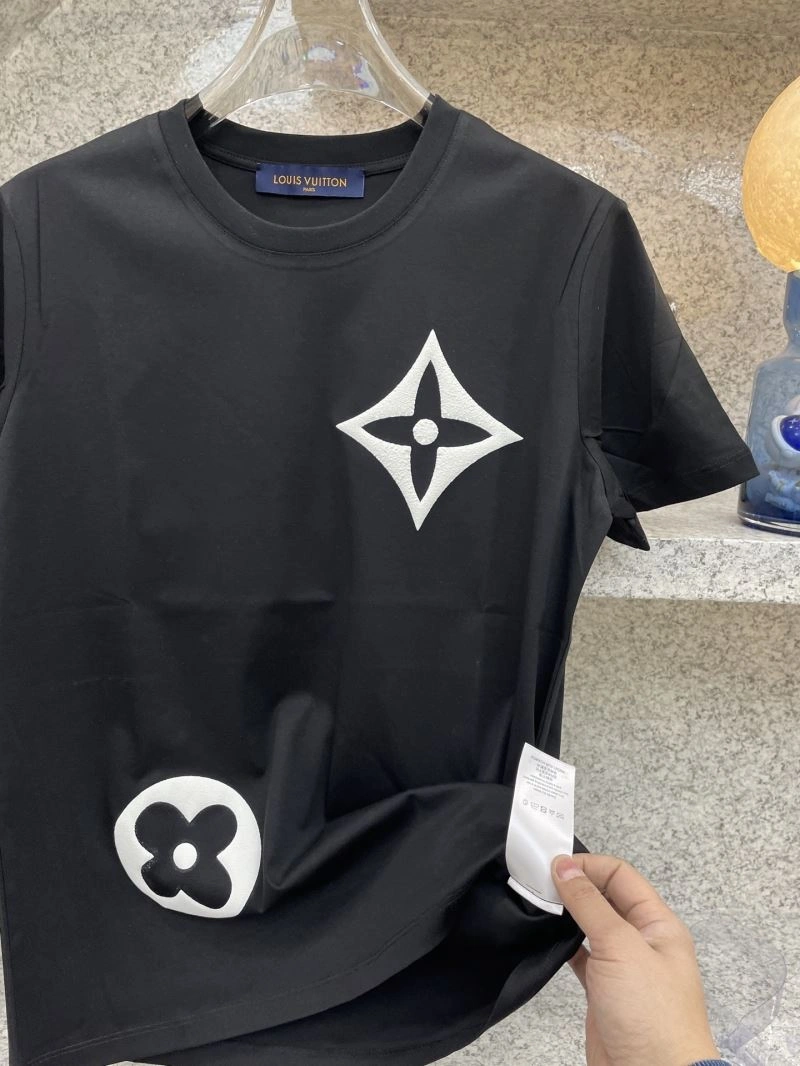 Factory-made Louis Vuitton T-Shirts