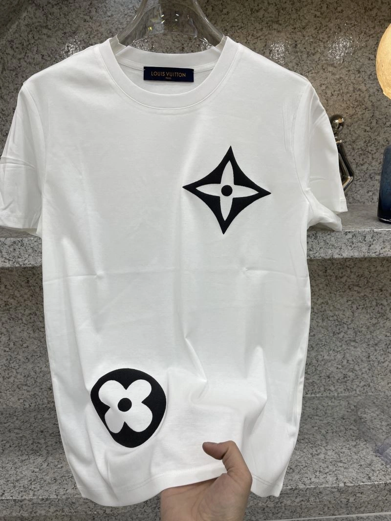 Factory-made Louis Vuitton T-Shirts