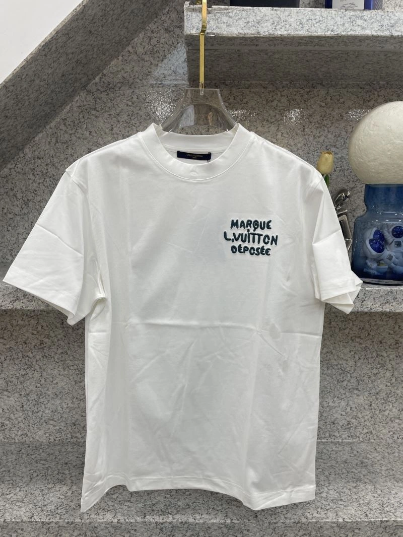 Exact replica Louis Vuitton T-Shirts