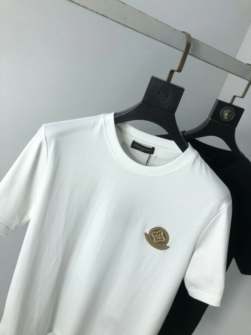 Factory-made Louis Vuitton T-Shirts