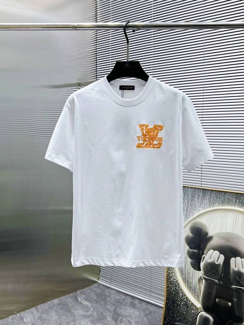Top match Louis Vuitton T-Shirts