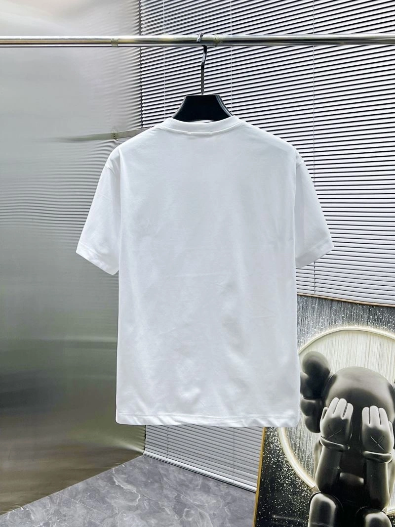 Top match Louis Vuitton T-Shirts