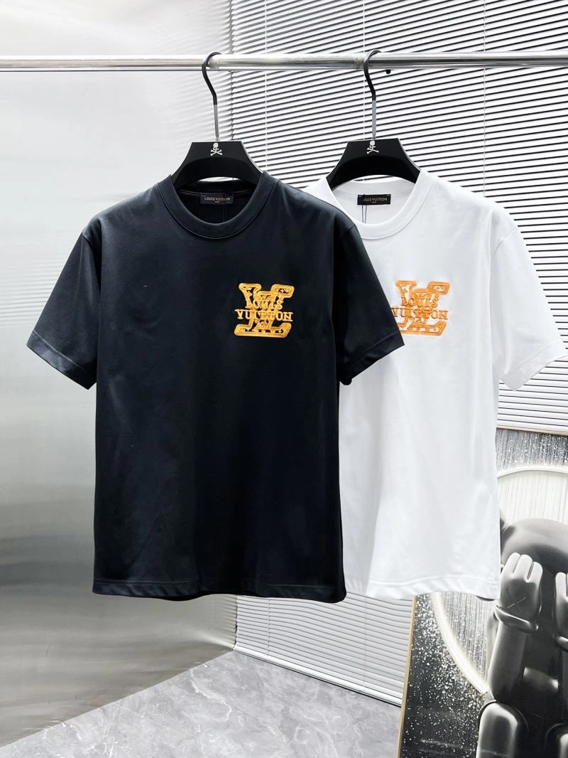 Top match Louis Vuitton T-Shirts