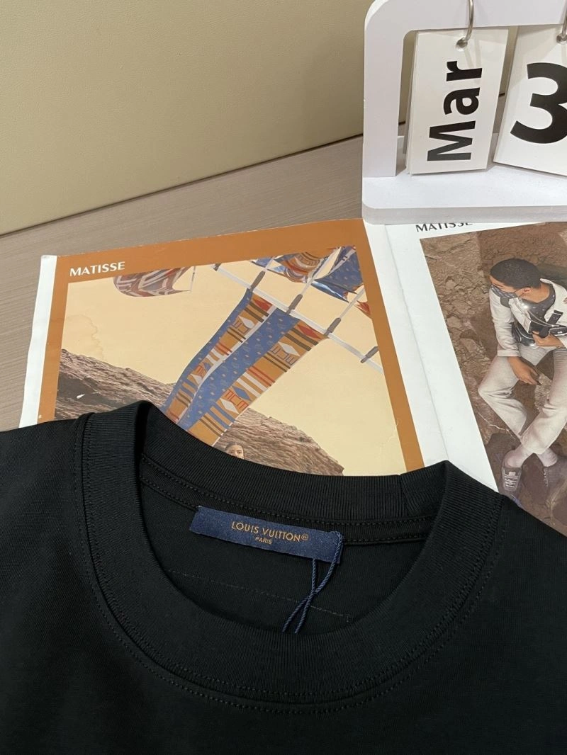 Top match Louis Vuitton T-Shirts