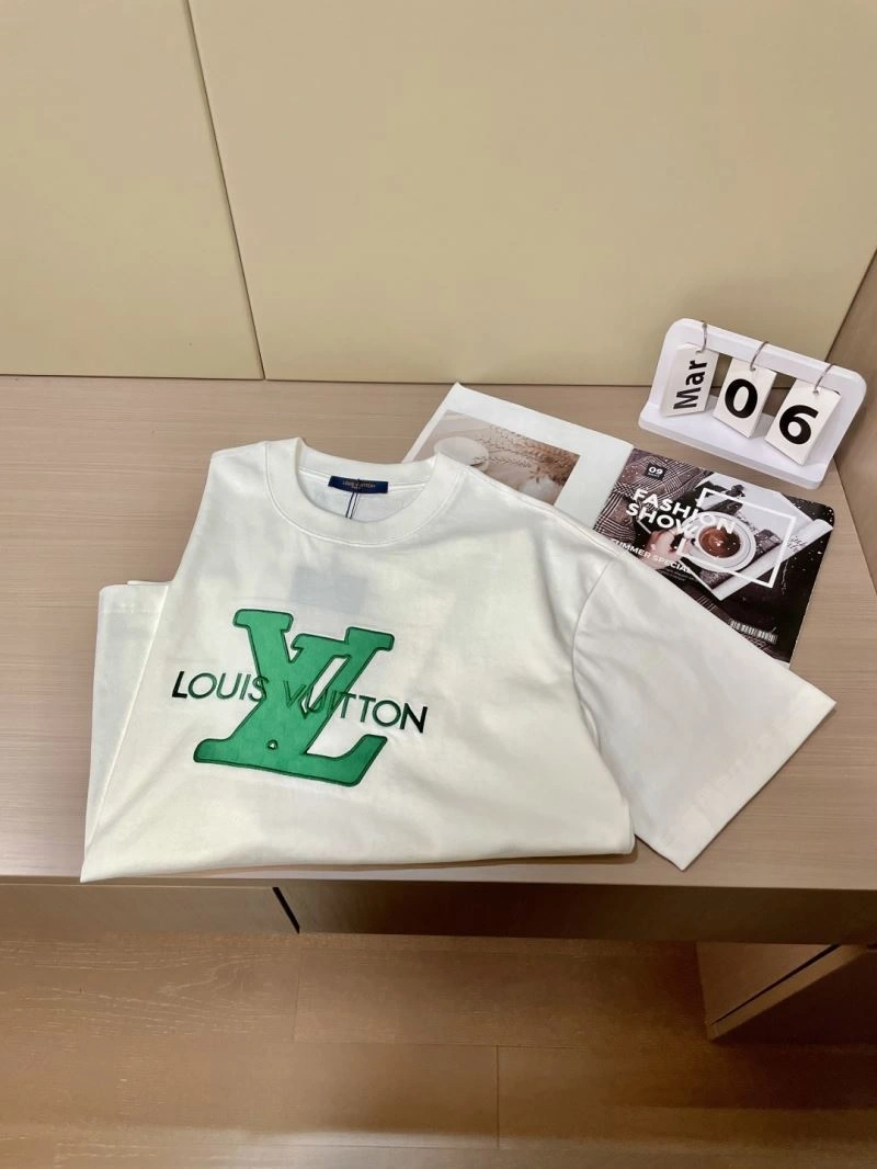 Top mirror Louis Vuitton T-Shirts