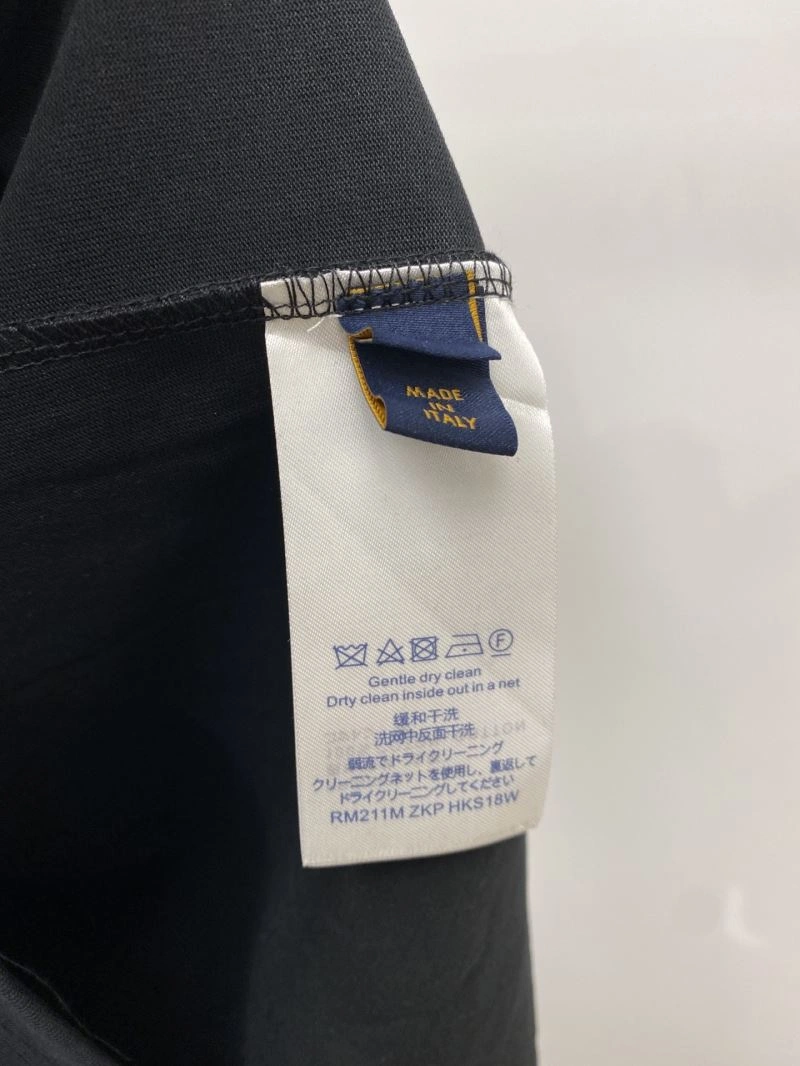 High fidelity Louis Vuitton T-Shirts