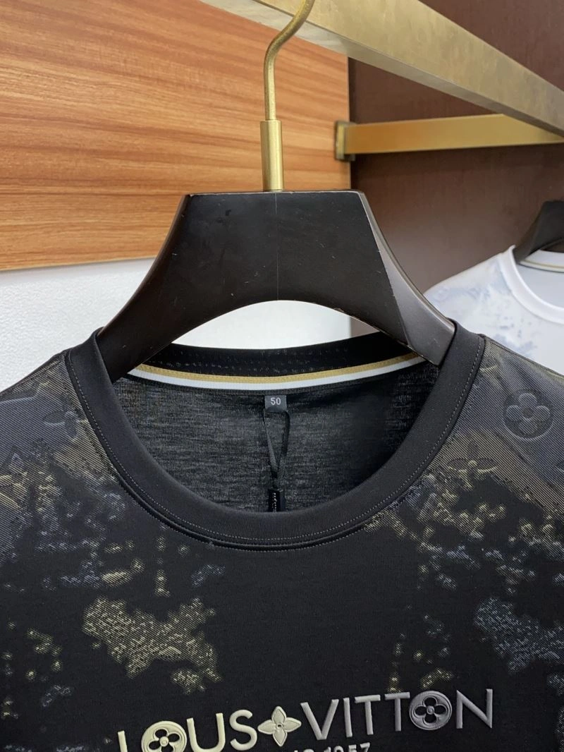 Factory-made Louis Vuitton T-Shirts