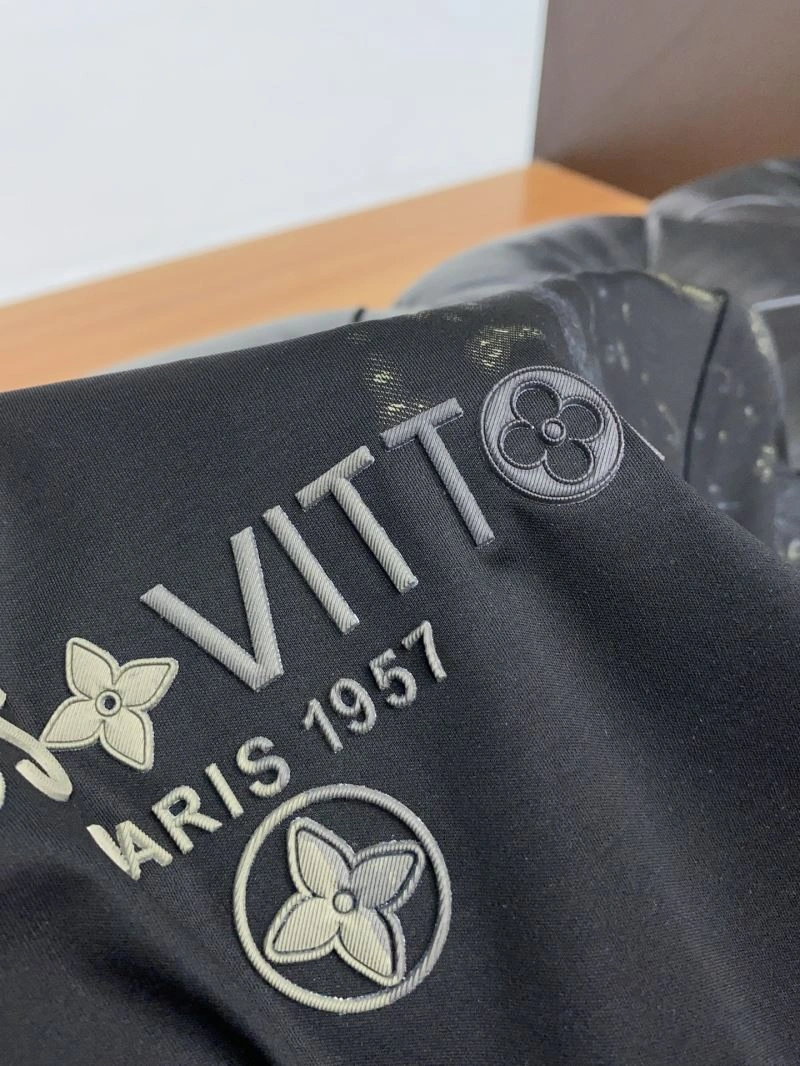 Factory-made Louis Vuitton T-Shirts