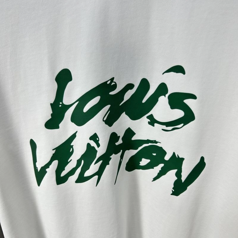 Indistinguishable Louis Vuitton T-Shirts