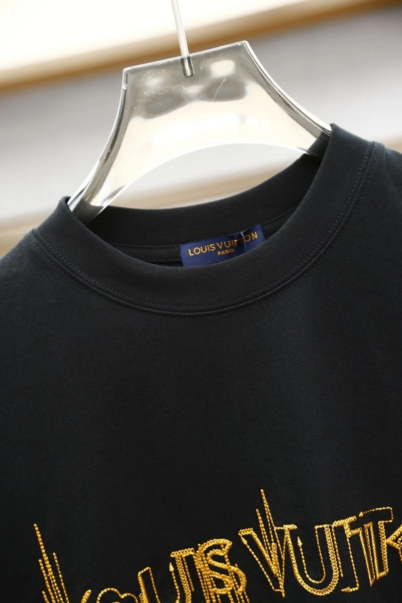 Discounted Louis Vuitton T-Shirts