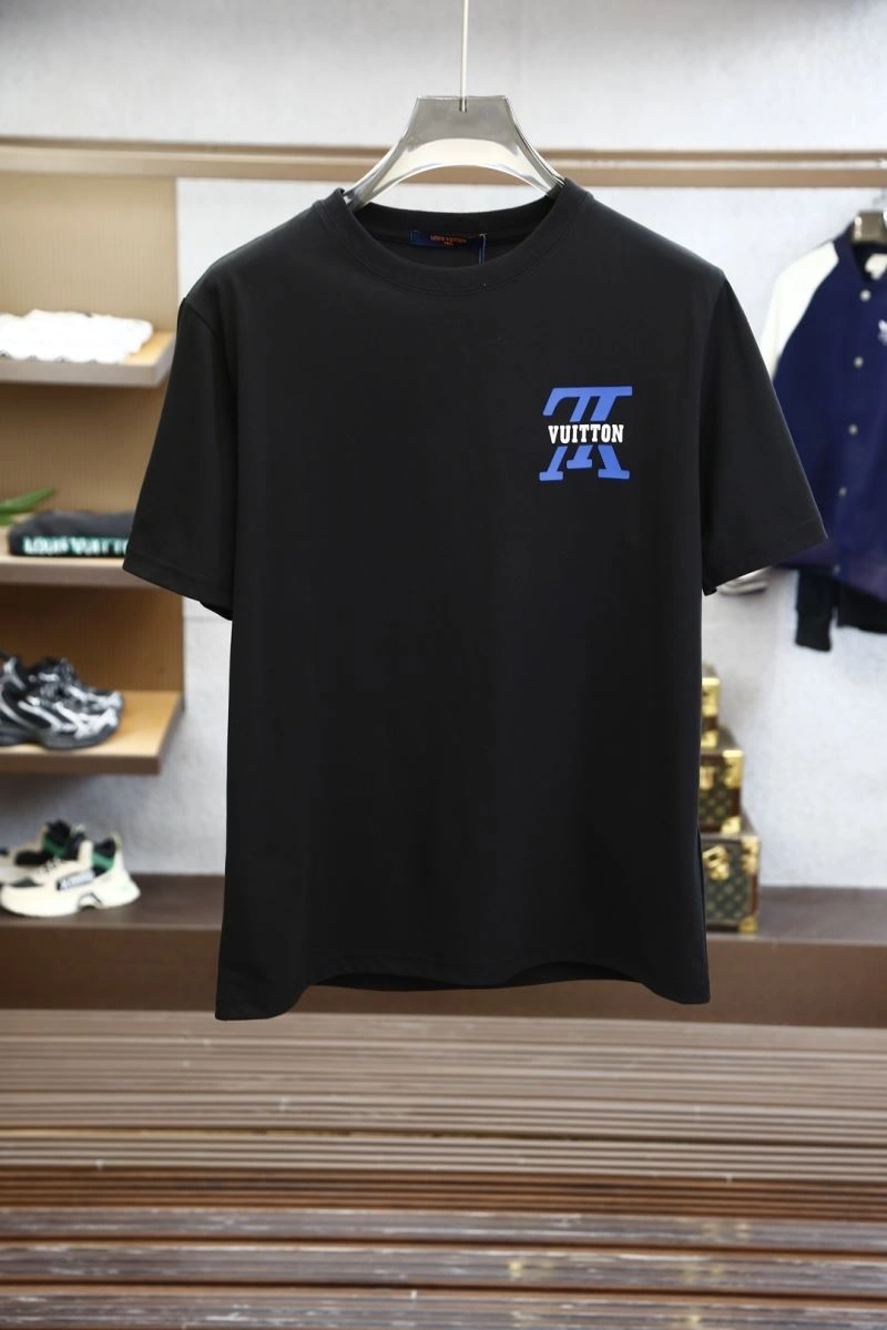 Precise copy Louis Vuitton T-Shirts