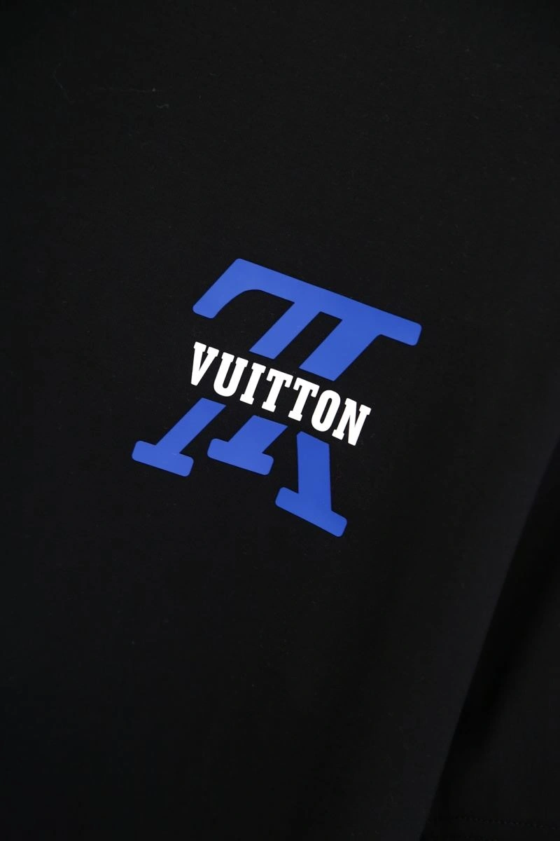Precise copy Louis Vuitton T-Shirts