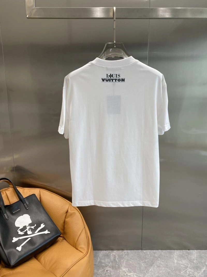 Indistinguishable Louis Vuitton T-Shirts