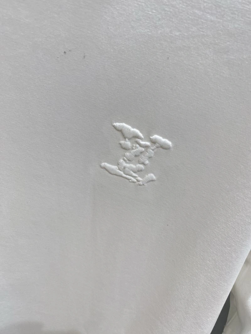 Cut-rate Louis Vuitton T-Shirts