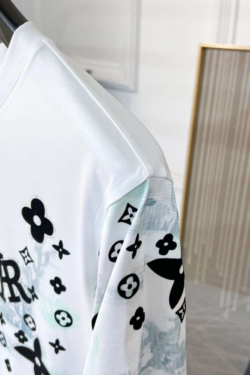 Genuine Louis Vuitton T-Shirts