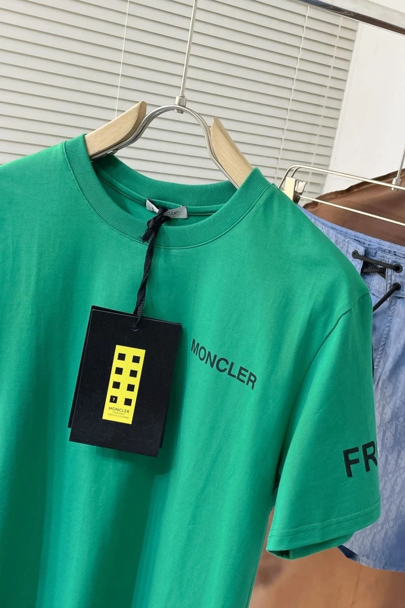 High fidelity Louis Vuitton T-Shirts