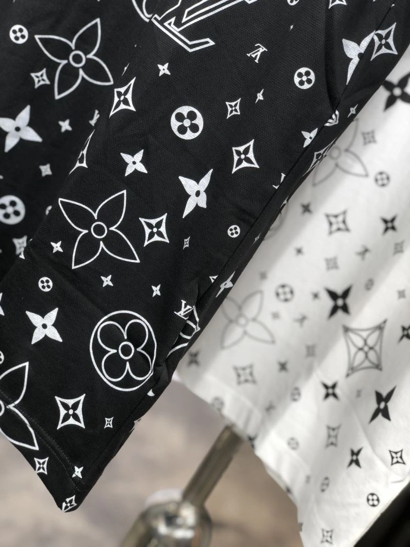 Indistinguishable Louis Vuitton T-Shirts