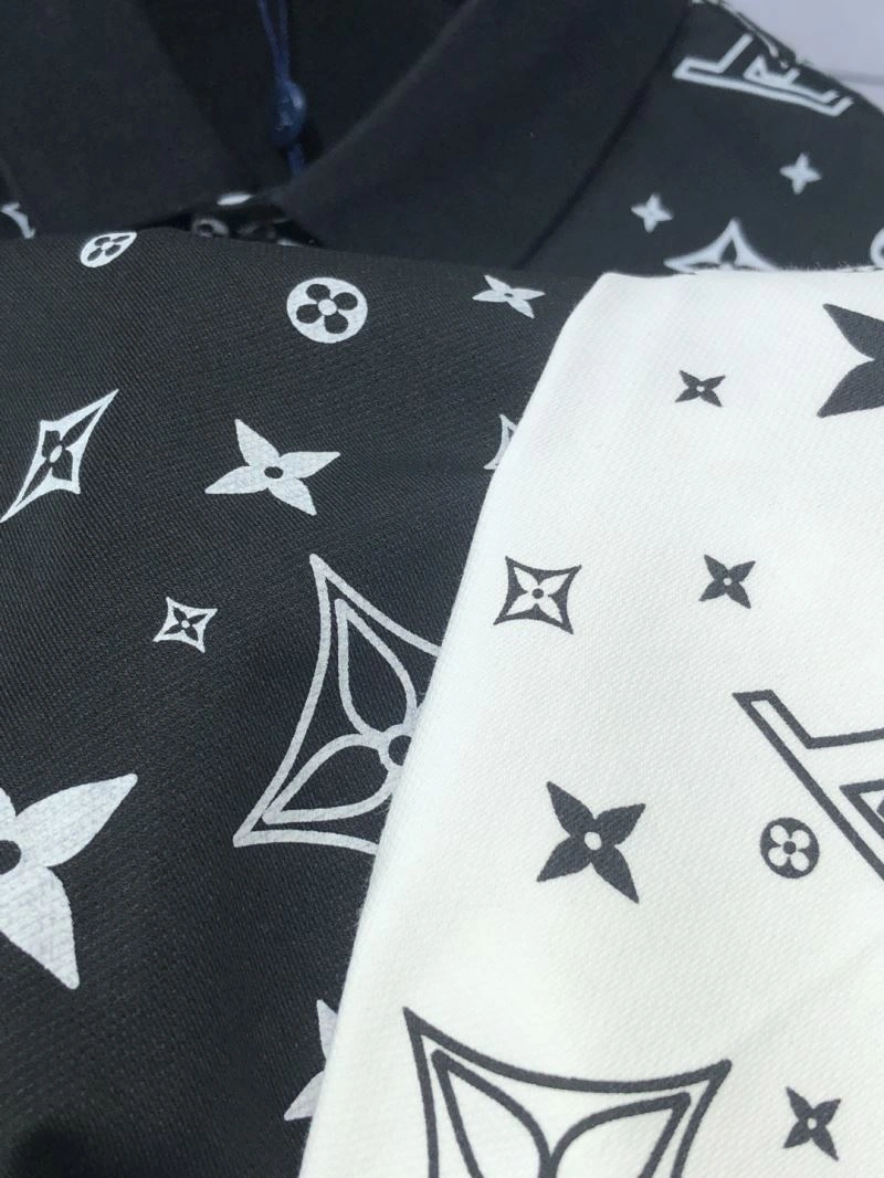 Indistinguishable Louis Vuitton T-Shirts